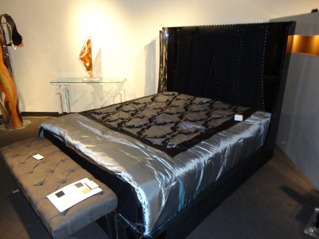 Standard and Comfortable Fantasia Beds - Shahrooz.com