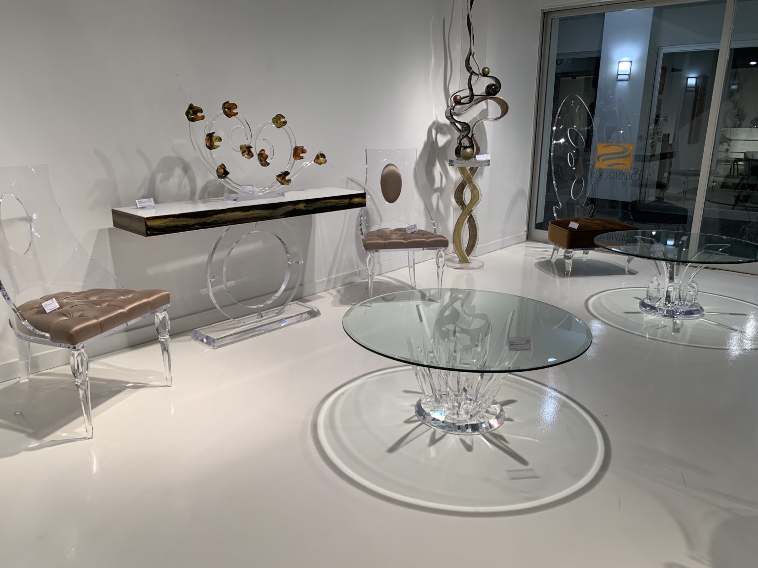 Crystals round Coffee Table CR900P – Shahrooz Art